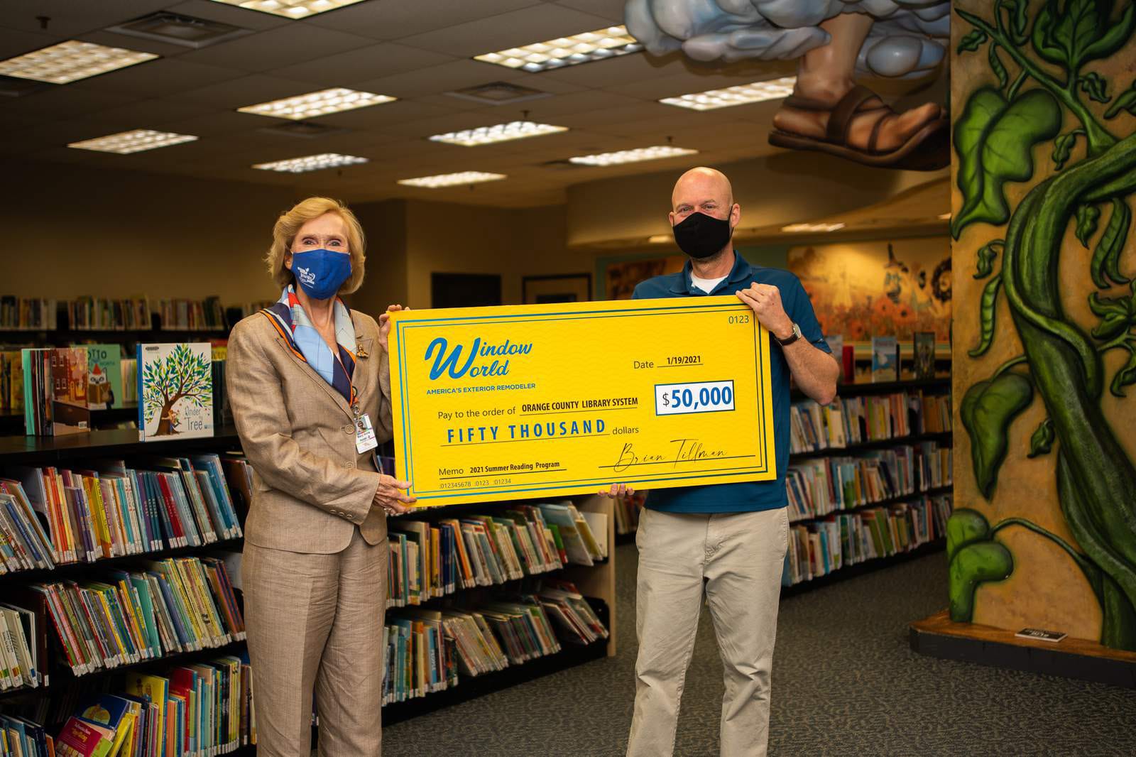 Window World Orlando Donates $50k to Orange CTY Library
